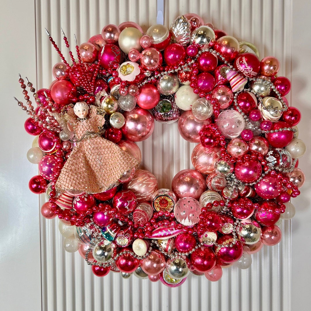 Christmas Wreath Shiny Brite Wreath Decor 1940s Holt Howard Angel Front ...