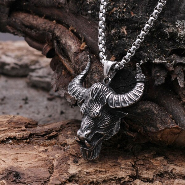Viking Bull Necklace - Etsy