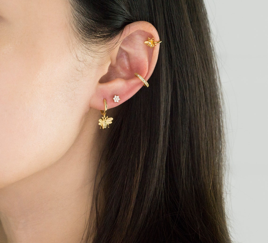 Bee Ear Cuff- Ear Cuff No Piercing- Bee Earrings- Non-pierced Earrings ...