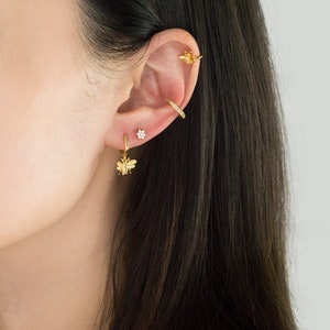 Bee Ear Cuff- Ear Cuff No Piercing- Bee Earrings- Non-pierced Earrings ...