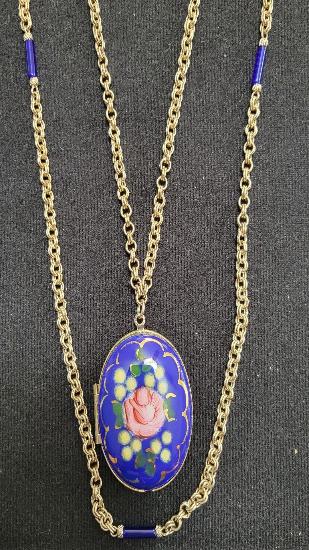 Vintage Accessocraft N.Y.C. Locket - Etsy