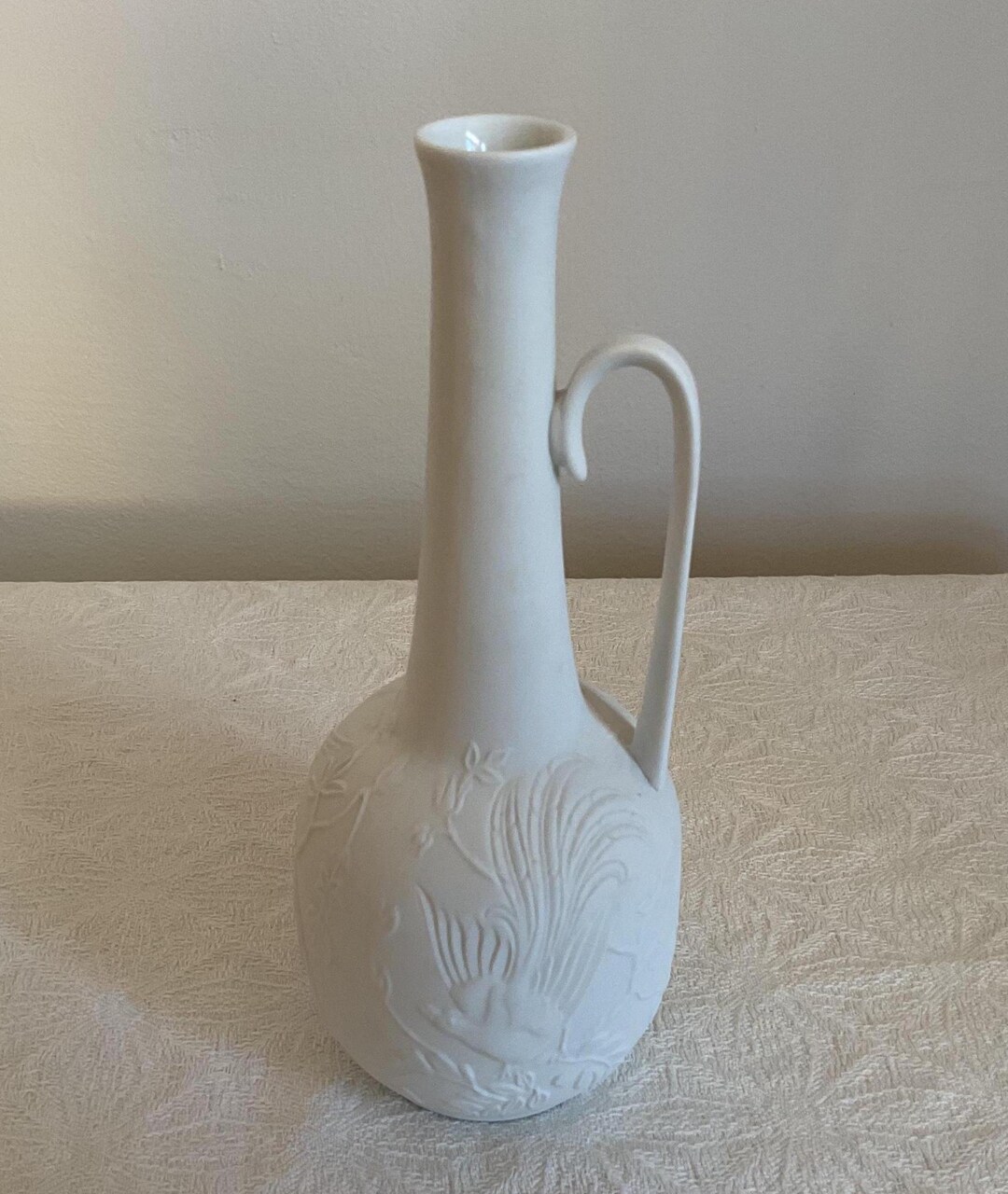 AK Kaiser Biscuit Porcelain Vase, White, Birds of Paradise, Approx. 18 ...