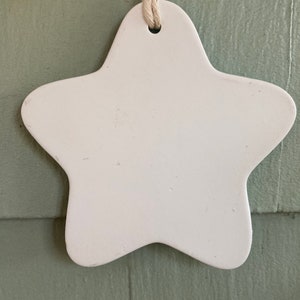 Hand Painted Pebble Art Star Shaped Ceramic Plaque of Beach Scene With ...