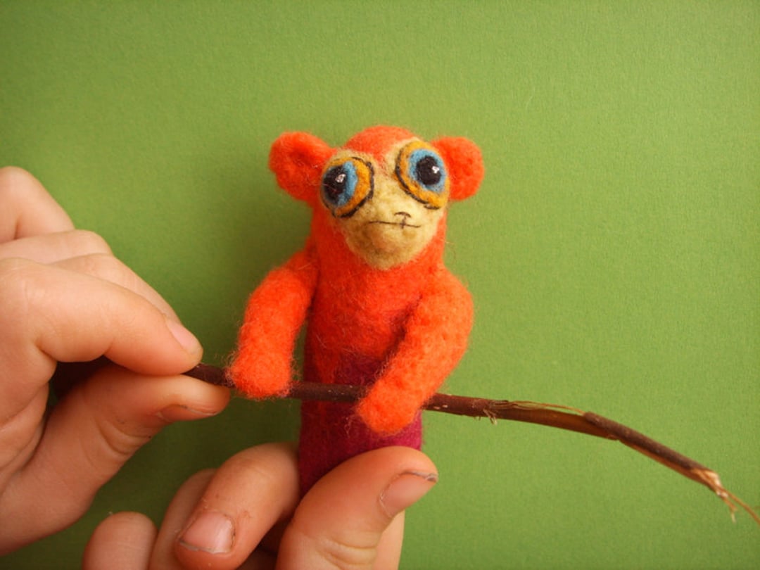 Finger Puppet Lori - Etsy