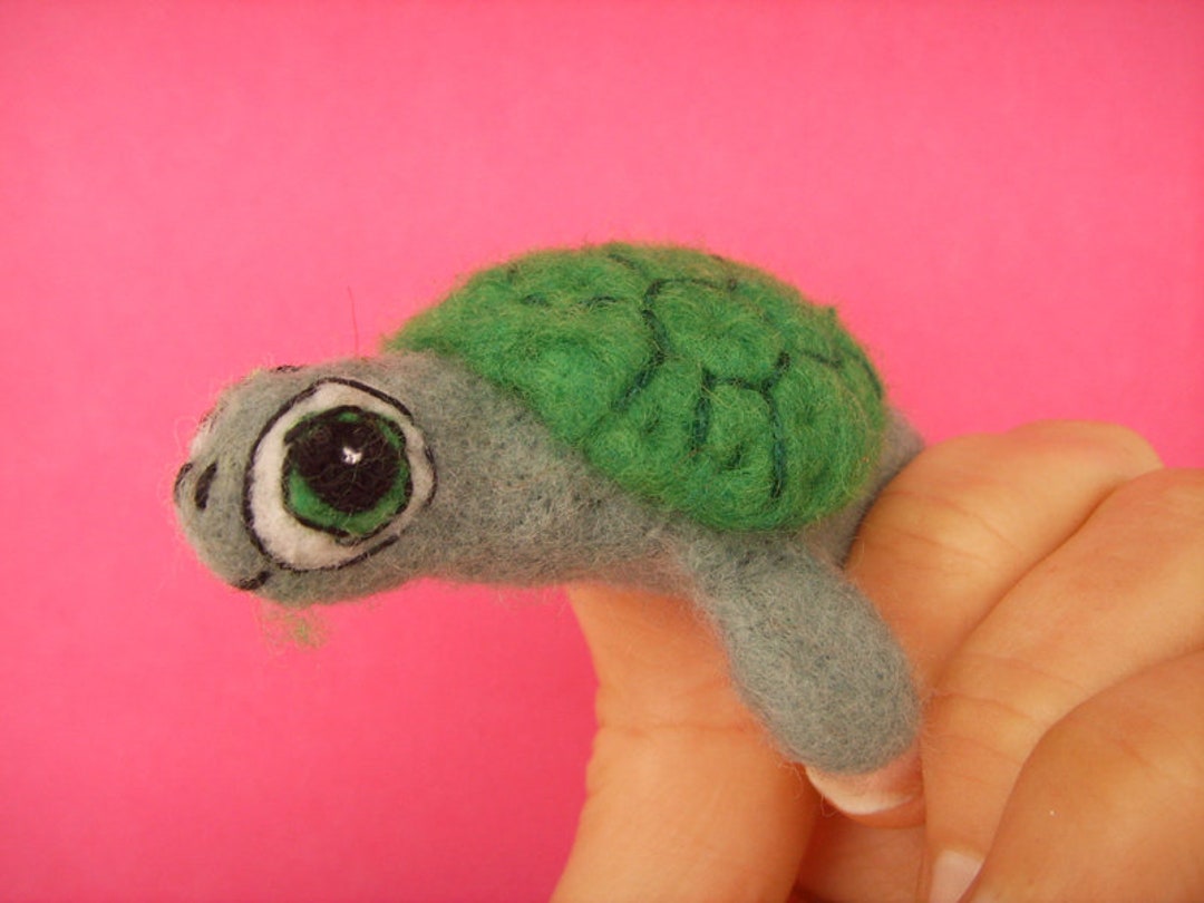 Finger Puppet Turtle - Etsy