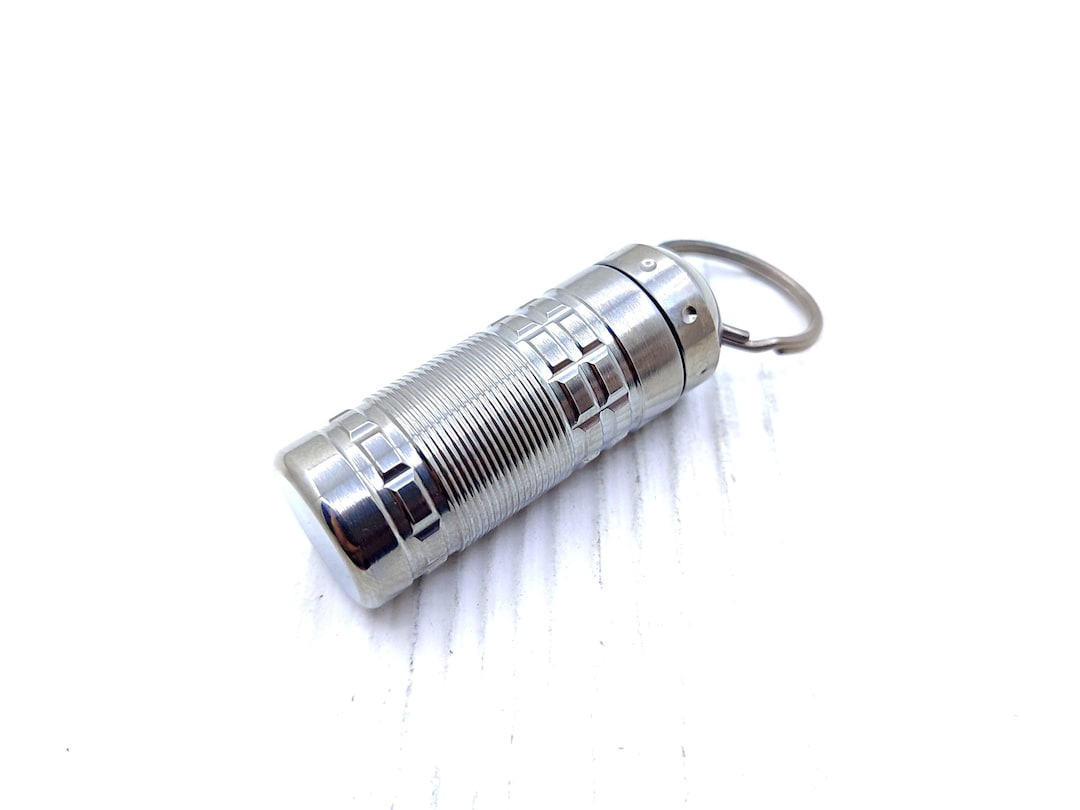 Multifunctional Titanium Capsule Keychain: Practical and Stylish EDC ...