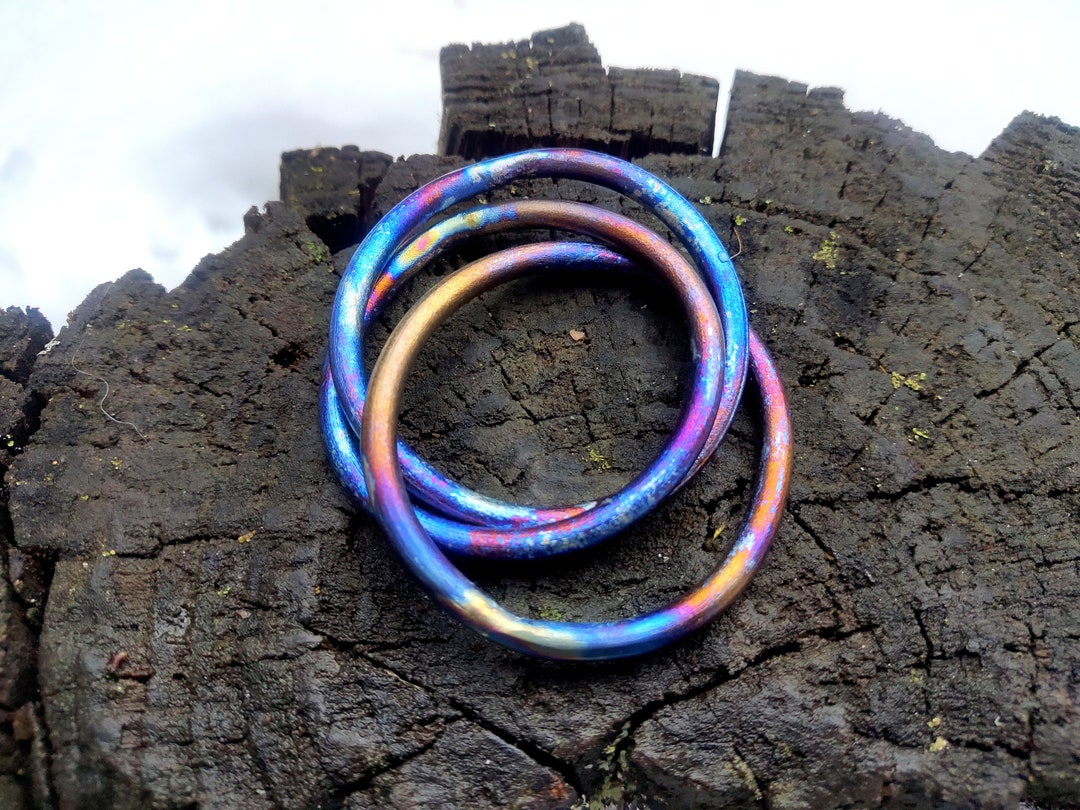 Three Rainbow Titanium Interlaced Rings, Braided Rings Pendant ...