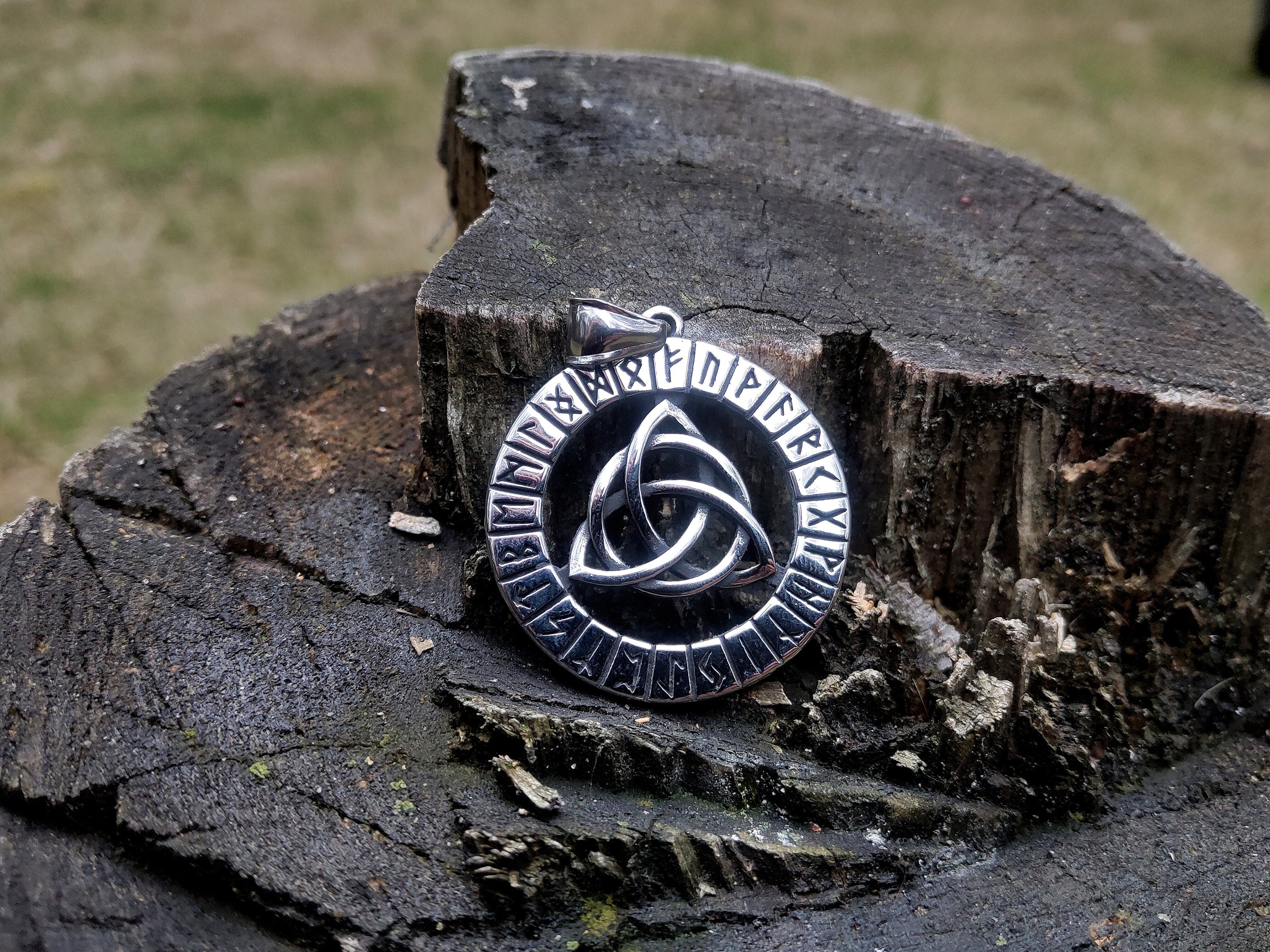Doublesided Elder Futhark Runes Triquetra Necklace Celtic - Etsy