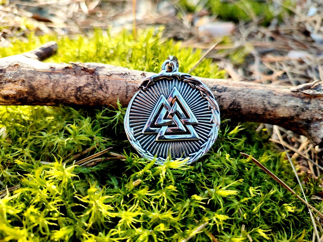 Valknut Pendant in Ouroboros Circle - A Symbolic Amulet With Vegvisir ...