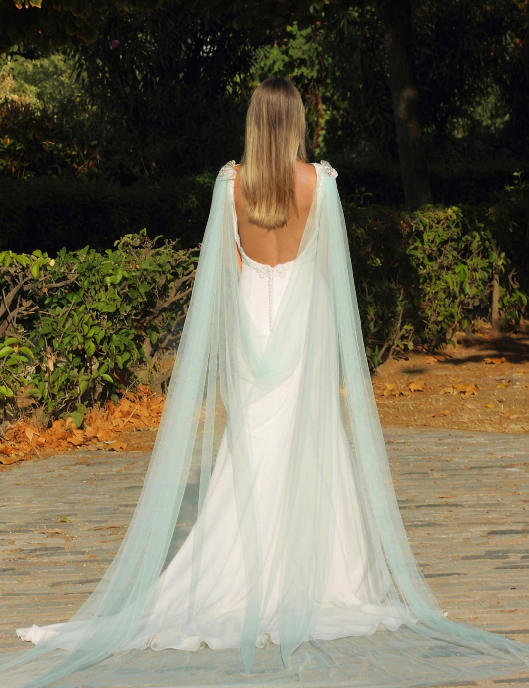 Green Tulle Bridal Cape, Winged Veil, Green Bridal Cape. - Etsy