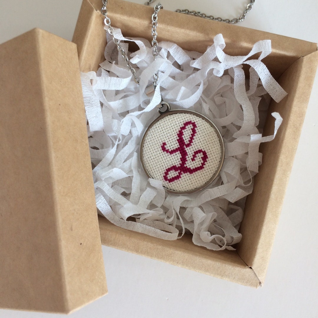 Embroidered Custom Letter L Pendant Cursive Letter Initial Necklace for ...