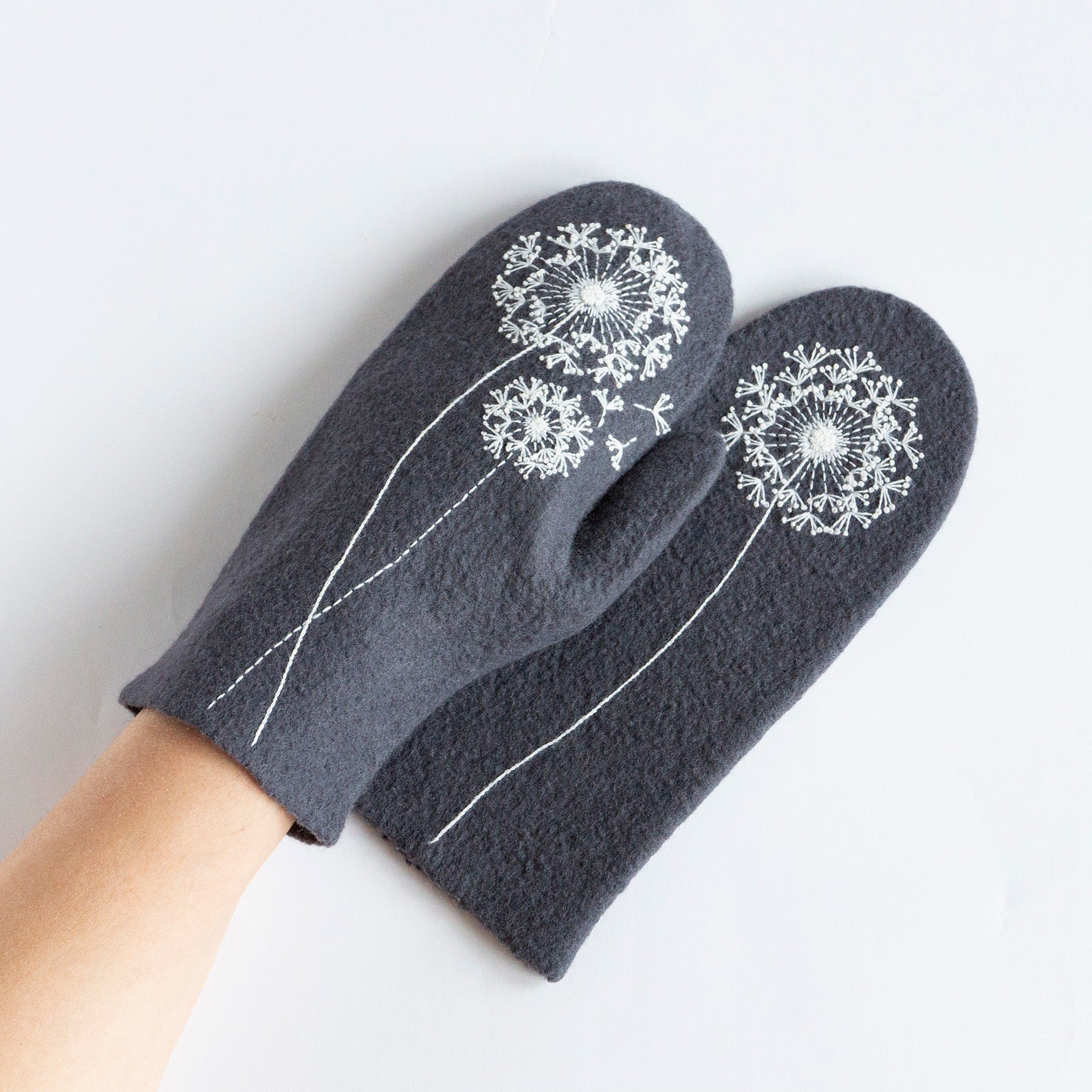Embroidered Felted Wool Mittens With Dandelion for Women Dark - Etsy Sweden