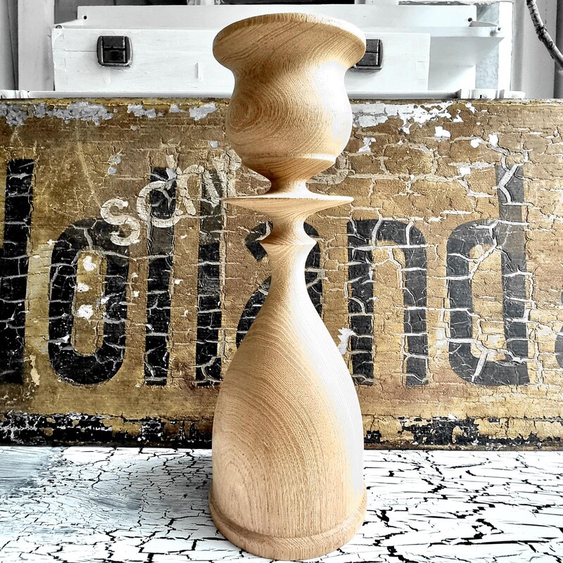 Gedrechselte Kerzenstander Aus Holz