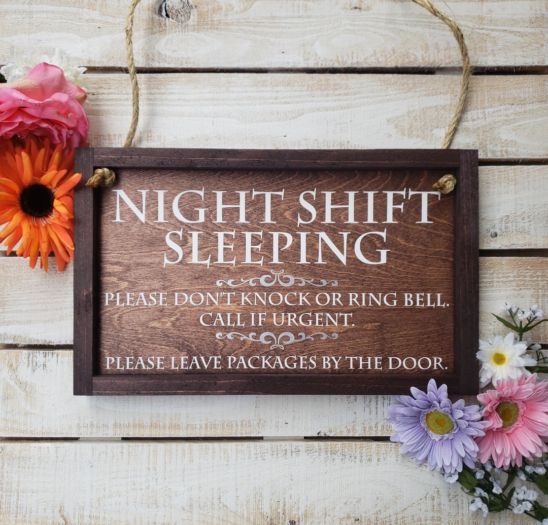 Night Shift Front Door Sign | Nurse Sleeping Sign | Nurse Gift Ideas ...
