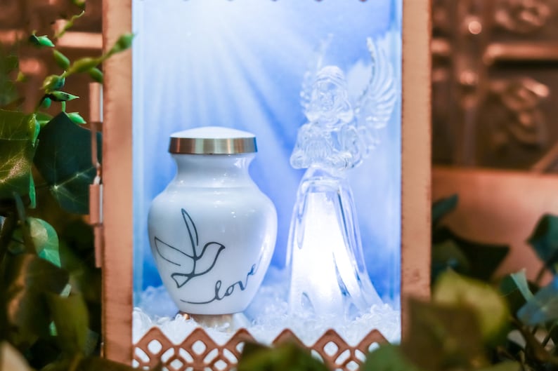 Personalized Memorial Lantern, Victorian Style, LED Light, Urn Display ...