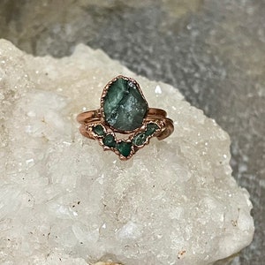 14k Gold Raw Emerald Rings| Alternative Engagement Ring| Boho Engagement Ring| Birthstone Ring ...