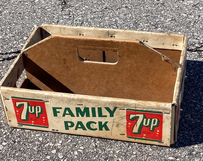 7UP Family Pack Carton Bottle Carrier Waxed Cardboard Vintage ...