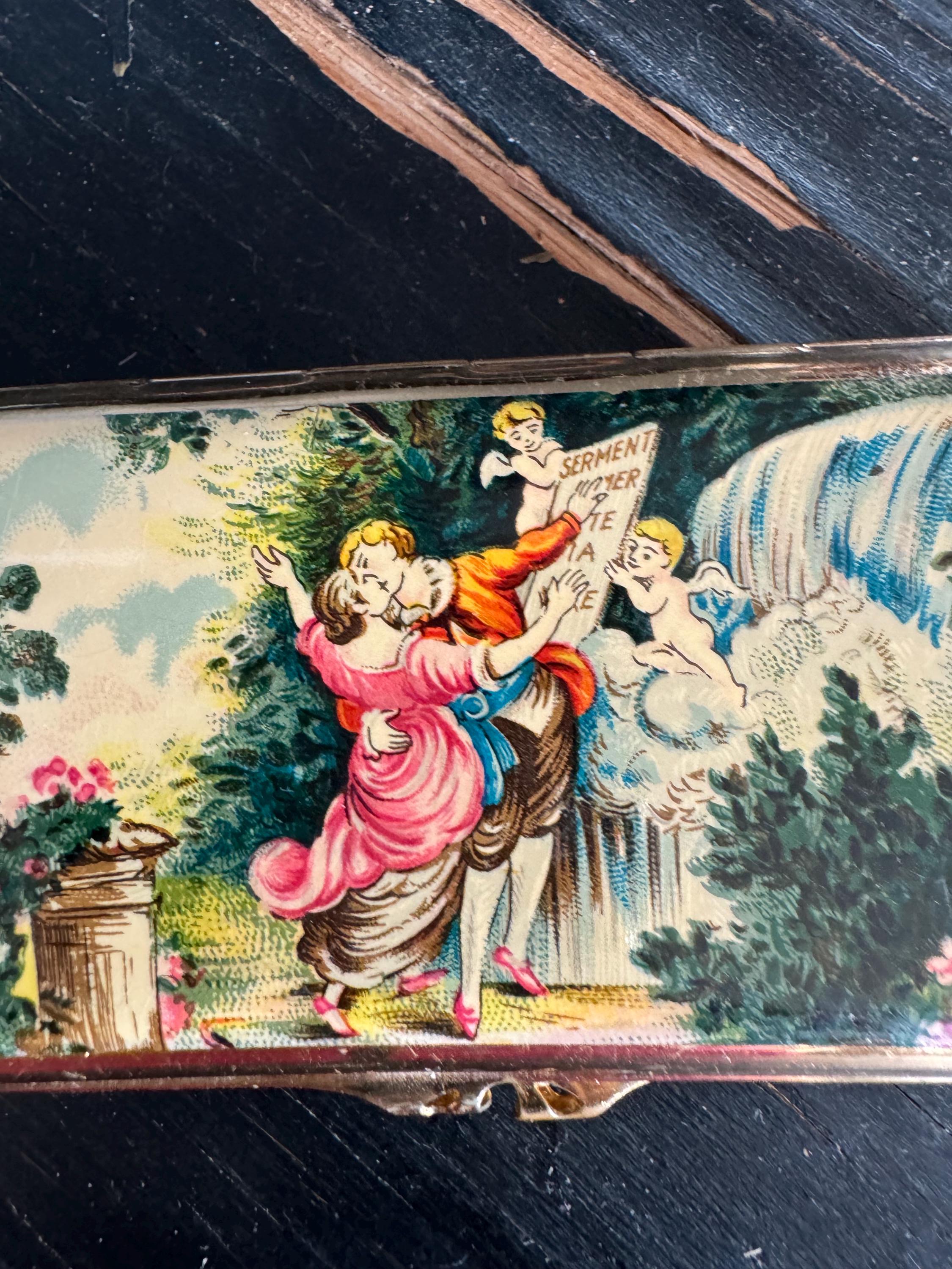 Keepsake Box Jewelry Pill Box Stratton England Courtyard Lovers Cherub ...