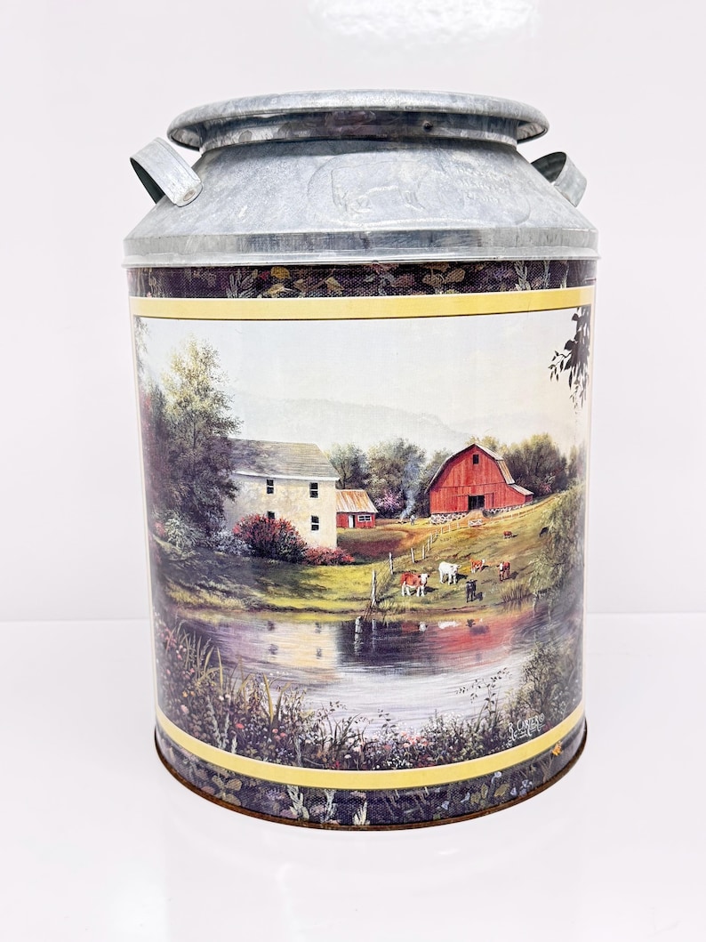 Vintage Milk Can Tin: the Red Barn Farmhouse Decor - Etsy