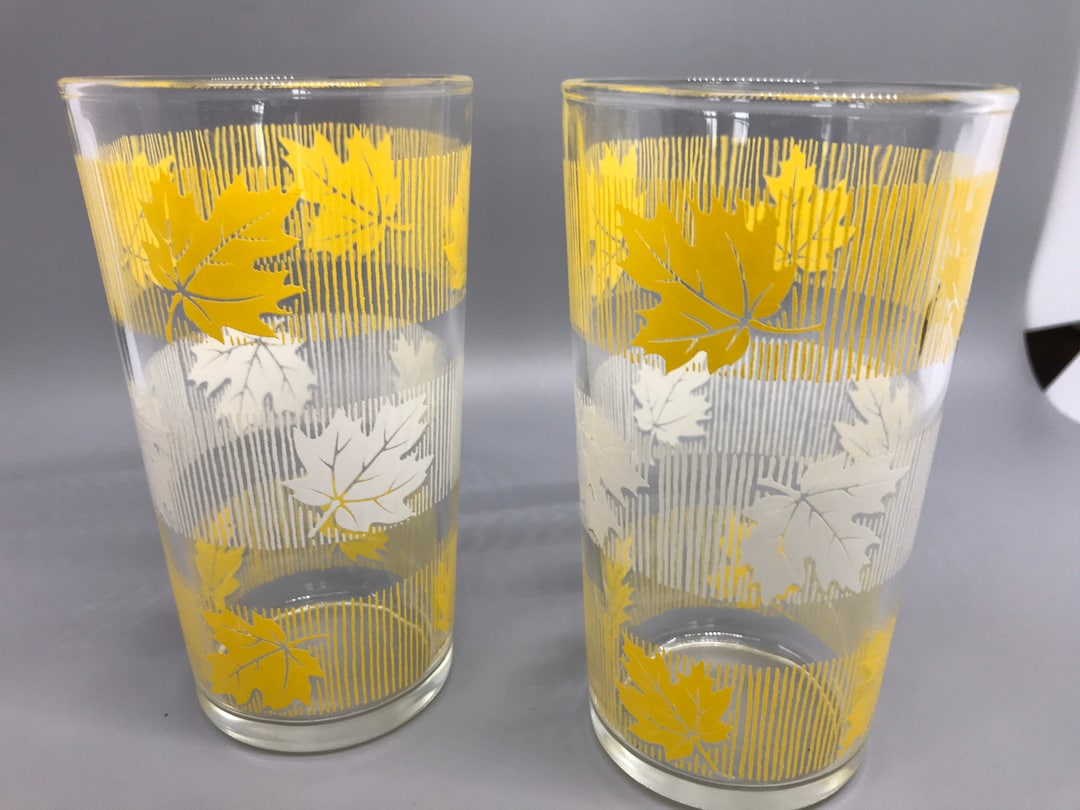Vintage MCM Maple Leaf Glass Tumblers - Set of 2 - Etsy