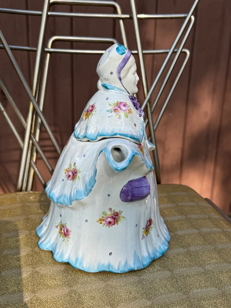Tony Wood Staffordshire Teapot: Antique Victorian Lady Character Teapot ...
