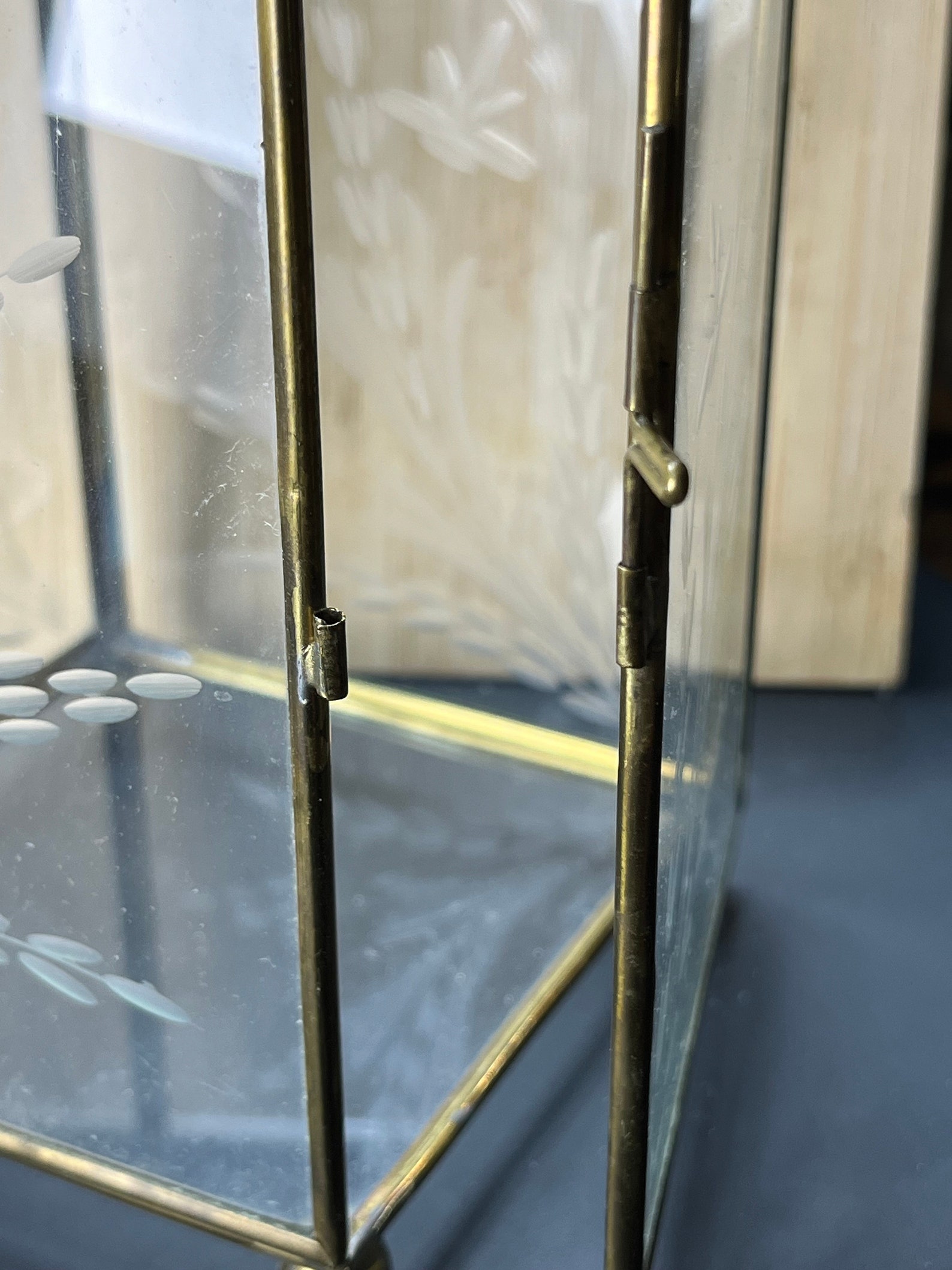 Curio Cabinet Glass Brass Box Etched Display Storage Vintage Ball Feet ...