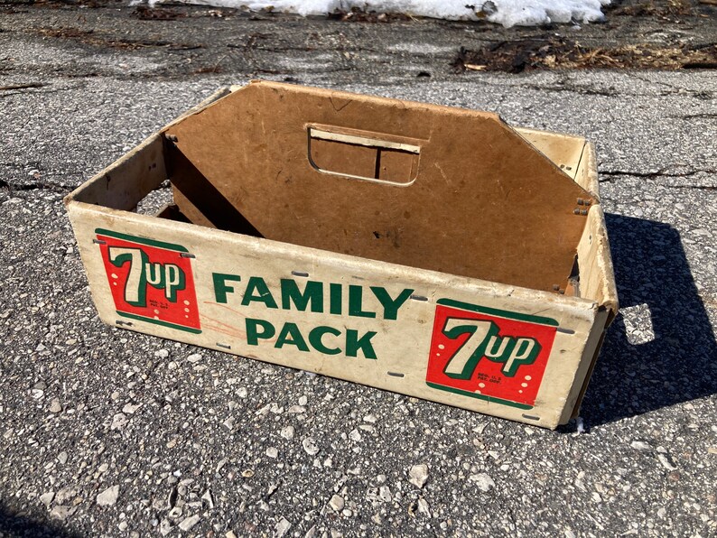 7UP Family Pack Carton Bottle Carrier Waxed Cardboard Vintage - Etsy