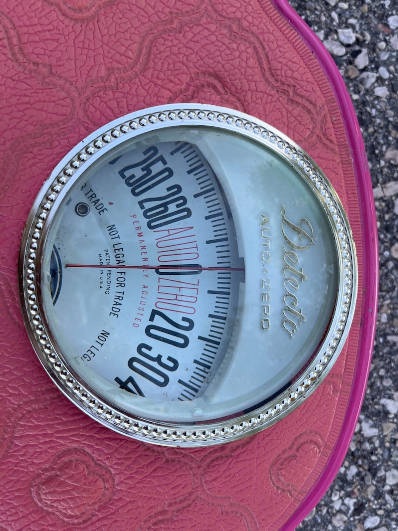 Bathroom Weight Scale Metal MCM Vintage Magnifying Glass Window Mid ...