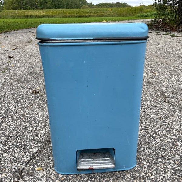 Metal Trash Cans - Etsy