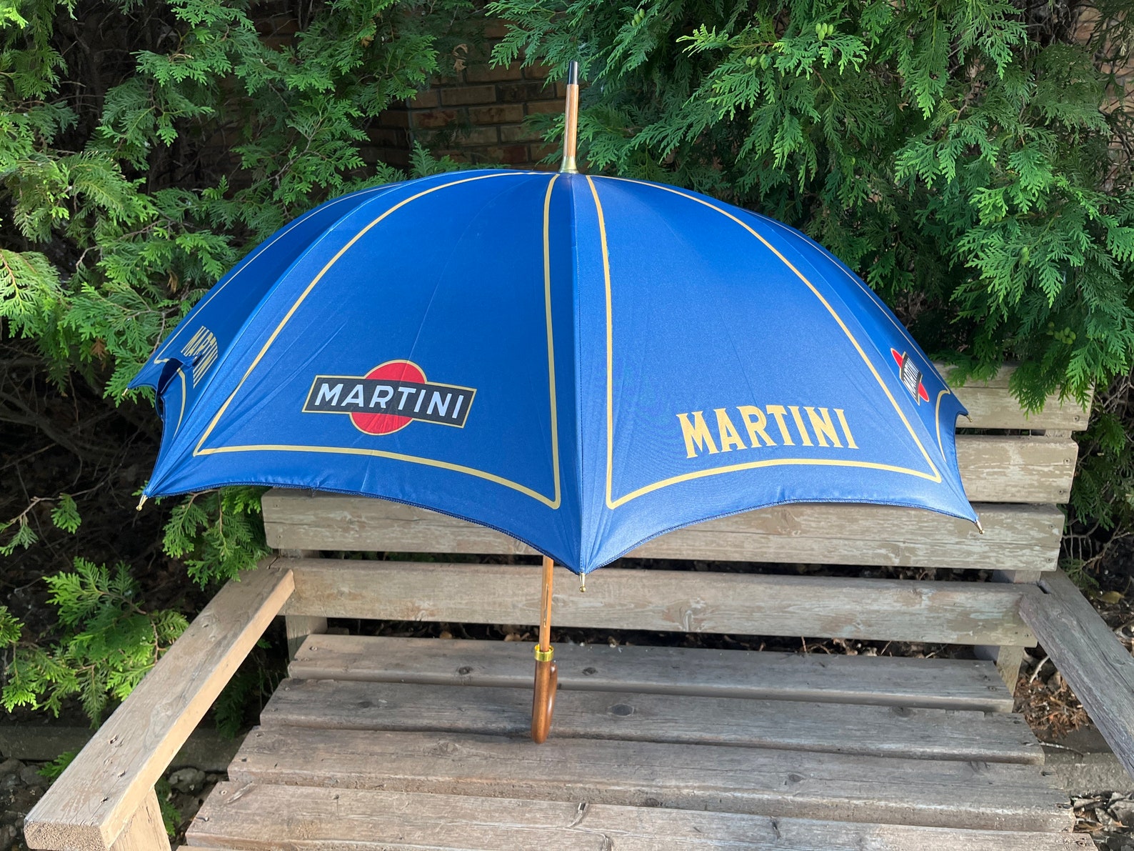Umbrella, Wood, Martini, Sun Shade, Wood Handle, Advertisement ...