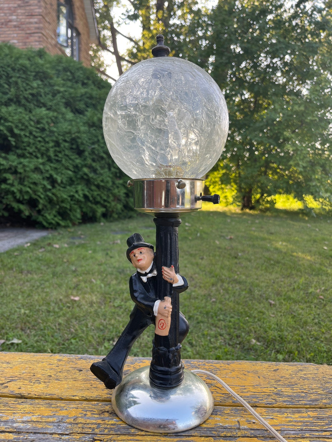 Lamp Drunk Man Top Hat Gripping Pole Bar Deco Hollywood Regency Accent ...