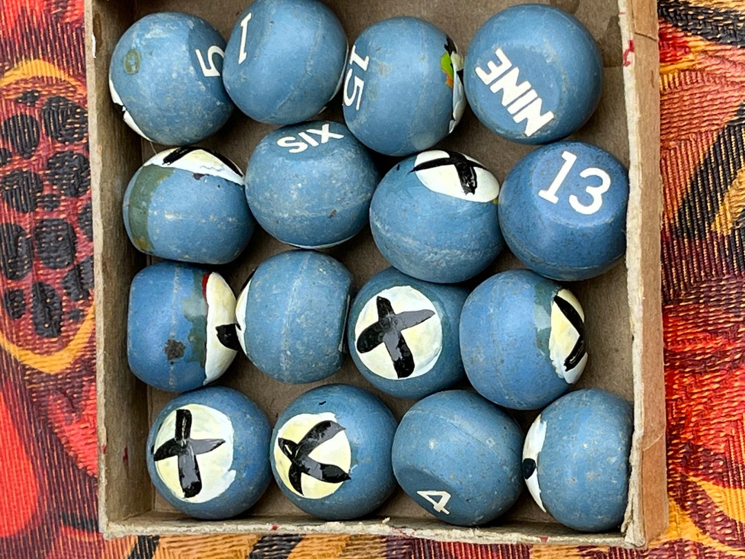 The Brunswick Pea Pool Shaker Balls Carnival Antique Vintage Clay Balls ...