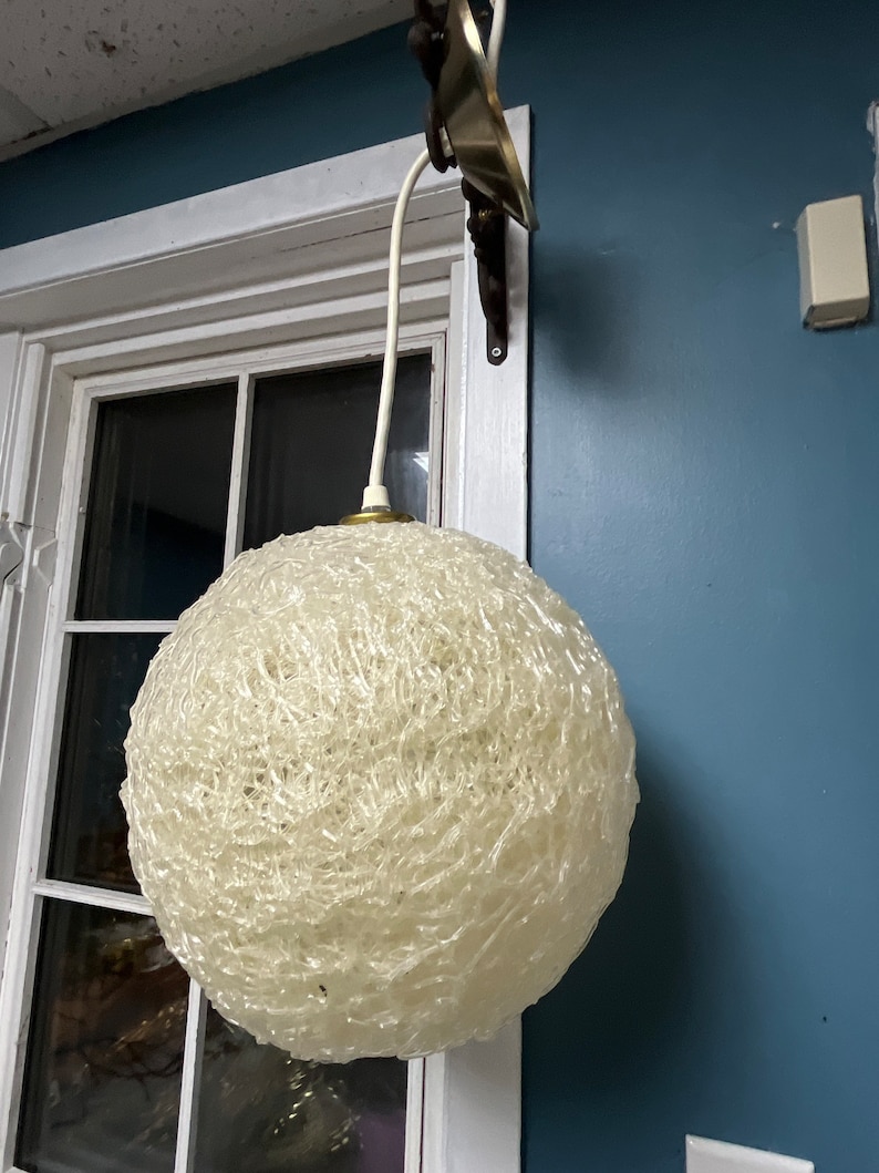Fixture Lamp Spaghetti Lucite Light Fixture. Retro MCM Spun Glass Orb ...
