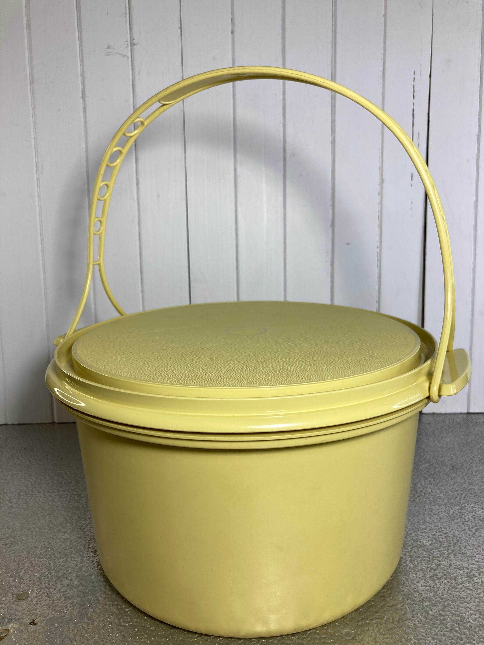 Tupperware Cake Carrier Transporter Harvest Gold Starburst | Etsy