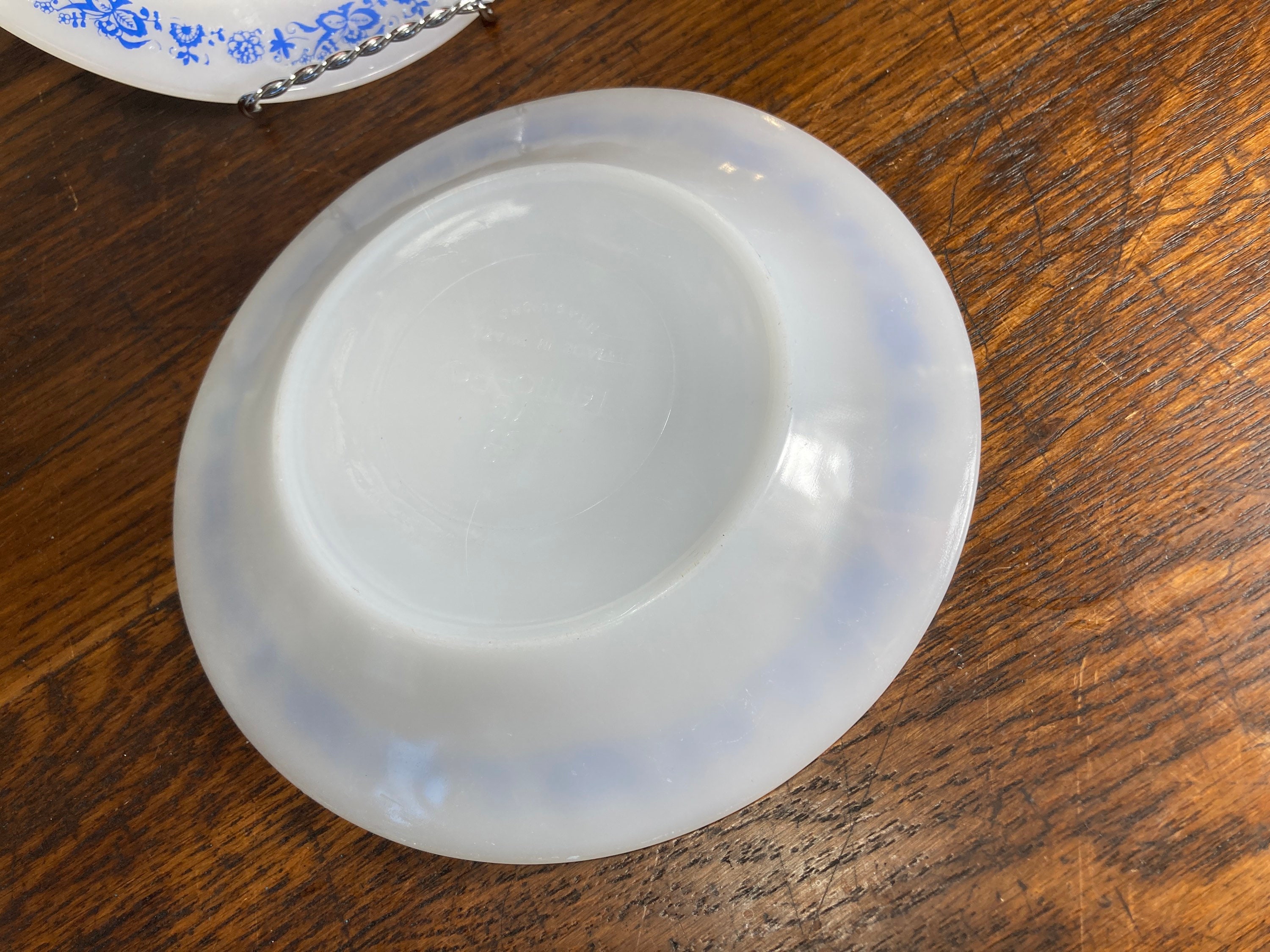 Termo-Rey 2 Glass Plates White Milk Glass Floral Vintage Flower Brazil ...