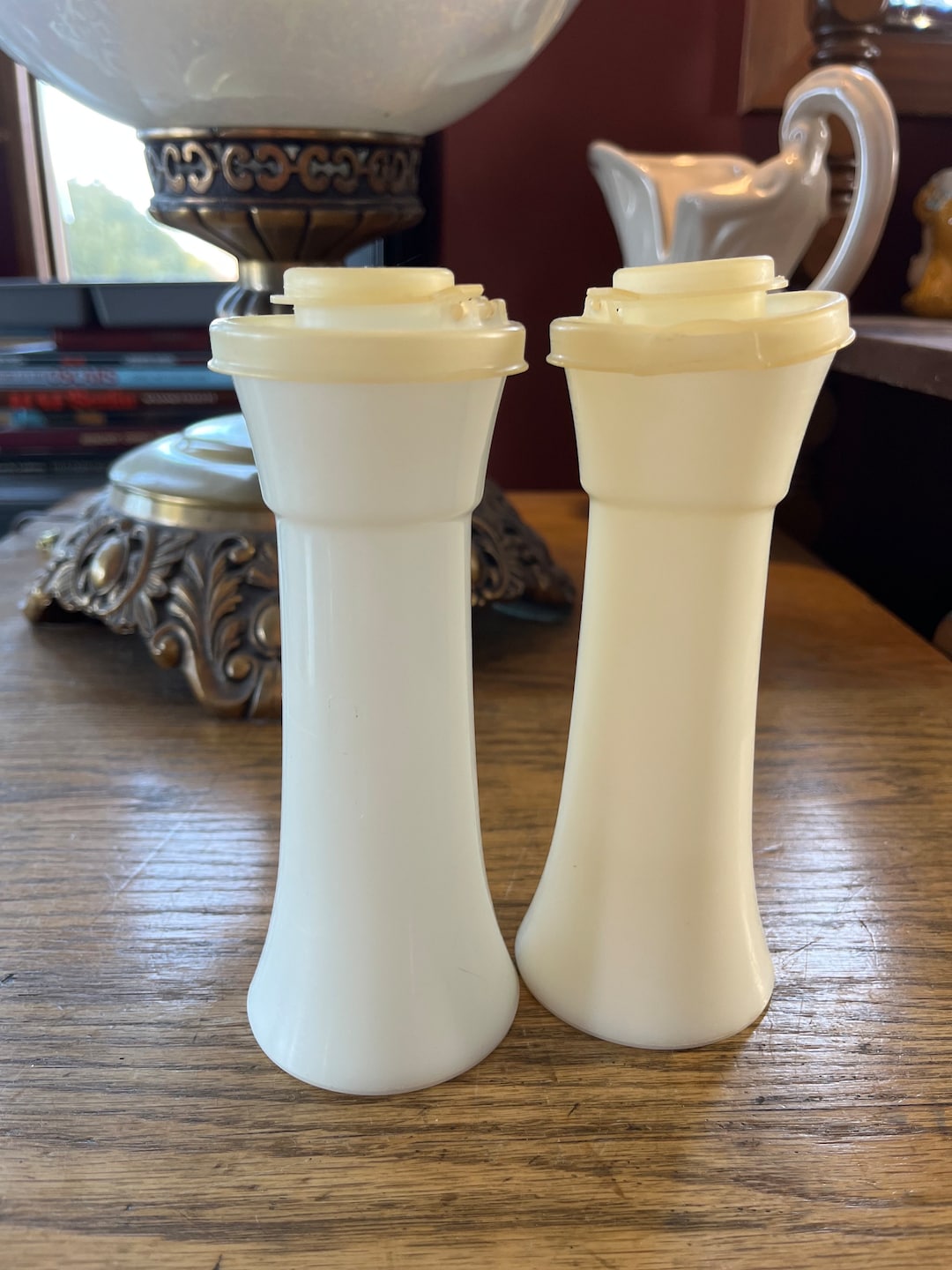 Tupperware Salt Pepper Shaker Dispenser Container Vintage Set 718 ...
