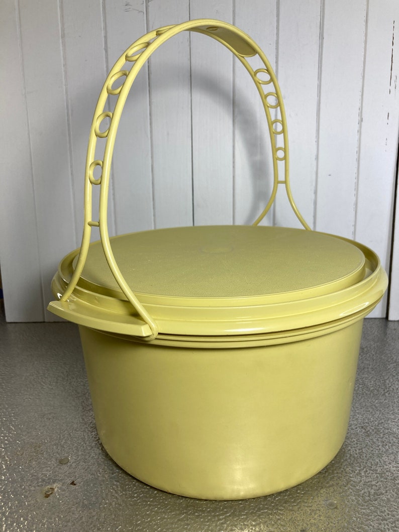 Tupperware Cake Carrier Transporter Harvest Gold Starburst | Etsy