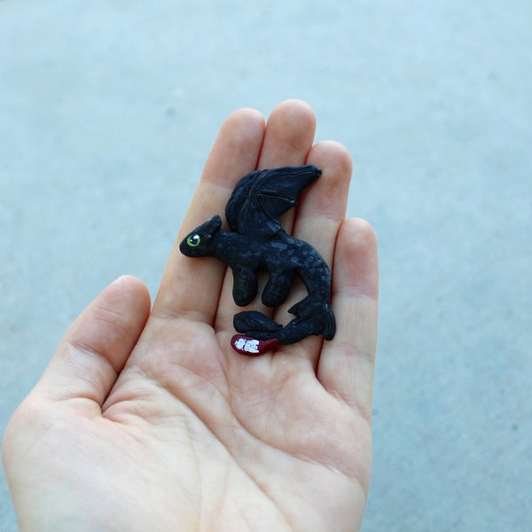 Toothless Necklace - Etsy