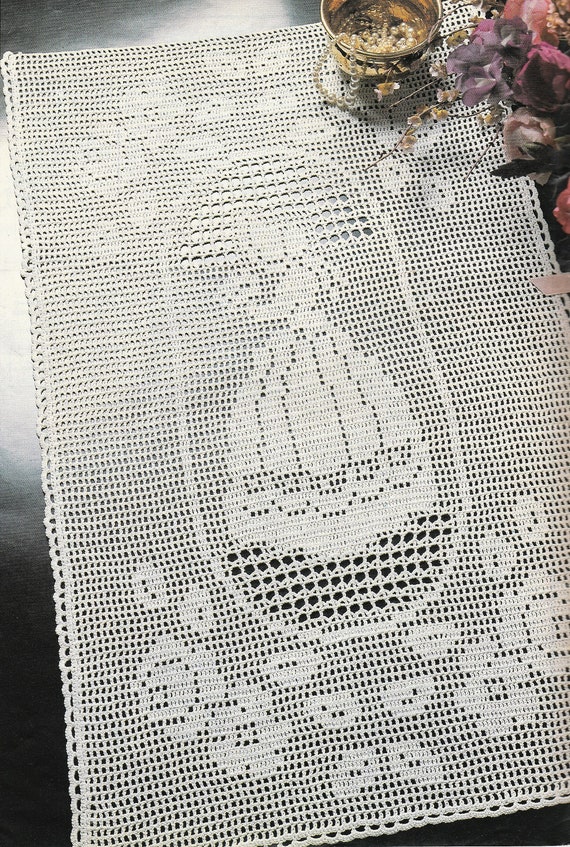 Crochet Fillet Panel Pattern Little Girl motifpdf instant | Etsy