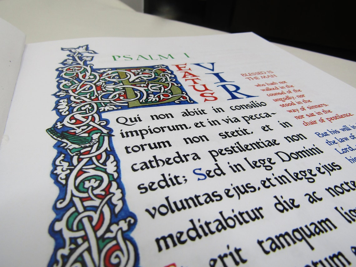 Illuminated Book of Psalms in Latin and English | Etsy