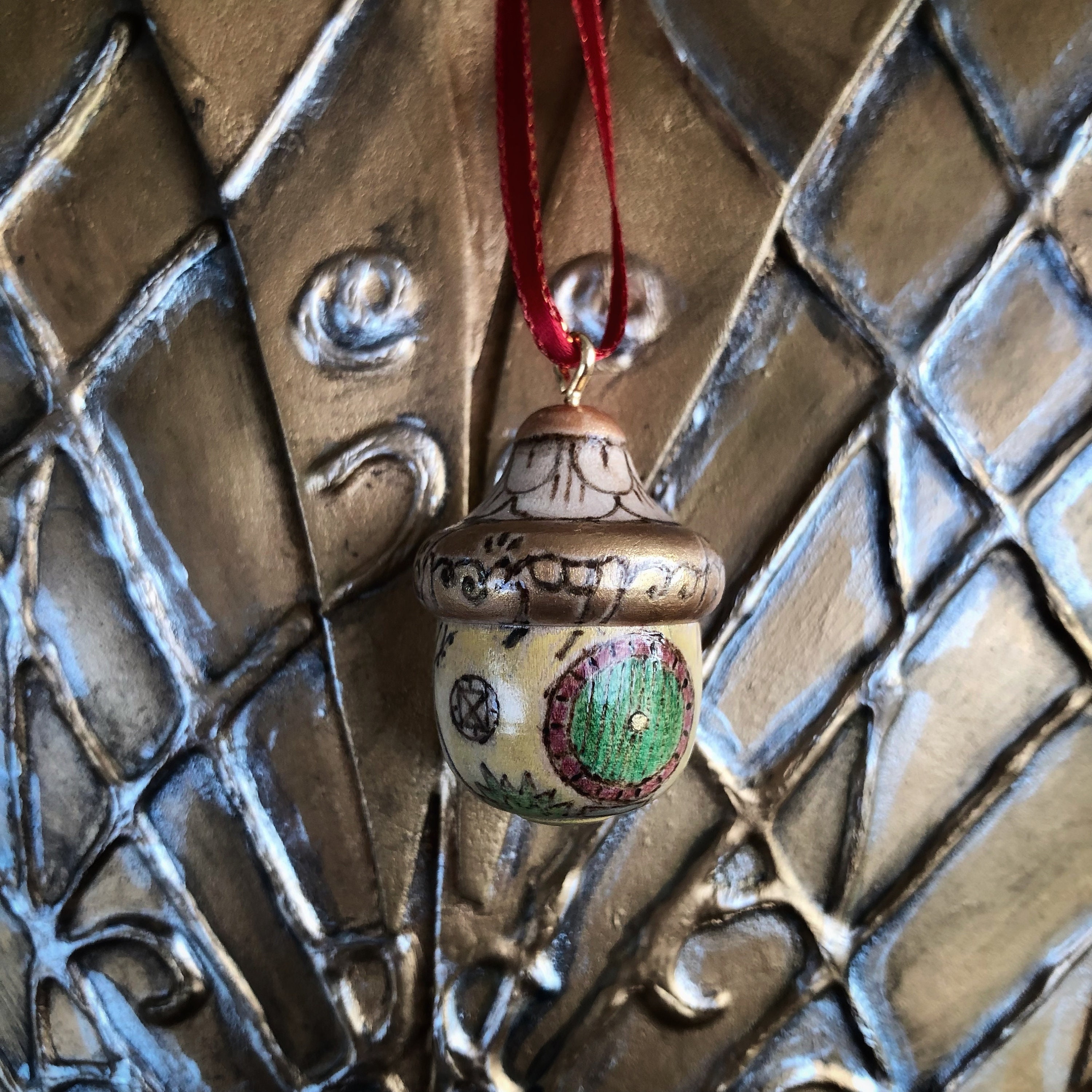 Wooden Acorn Ornament Lord of the Rings Hobbit Holiday - Etsy