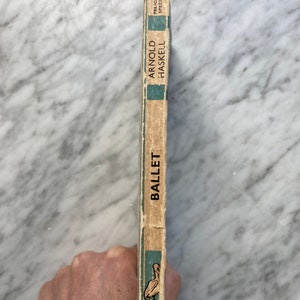 Ballet by Arnold Haskell Vintage Pelican Special Paperback S5 1940 ...