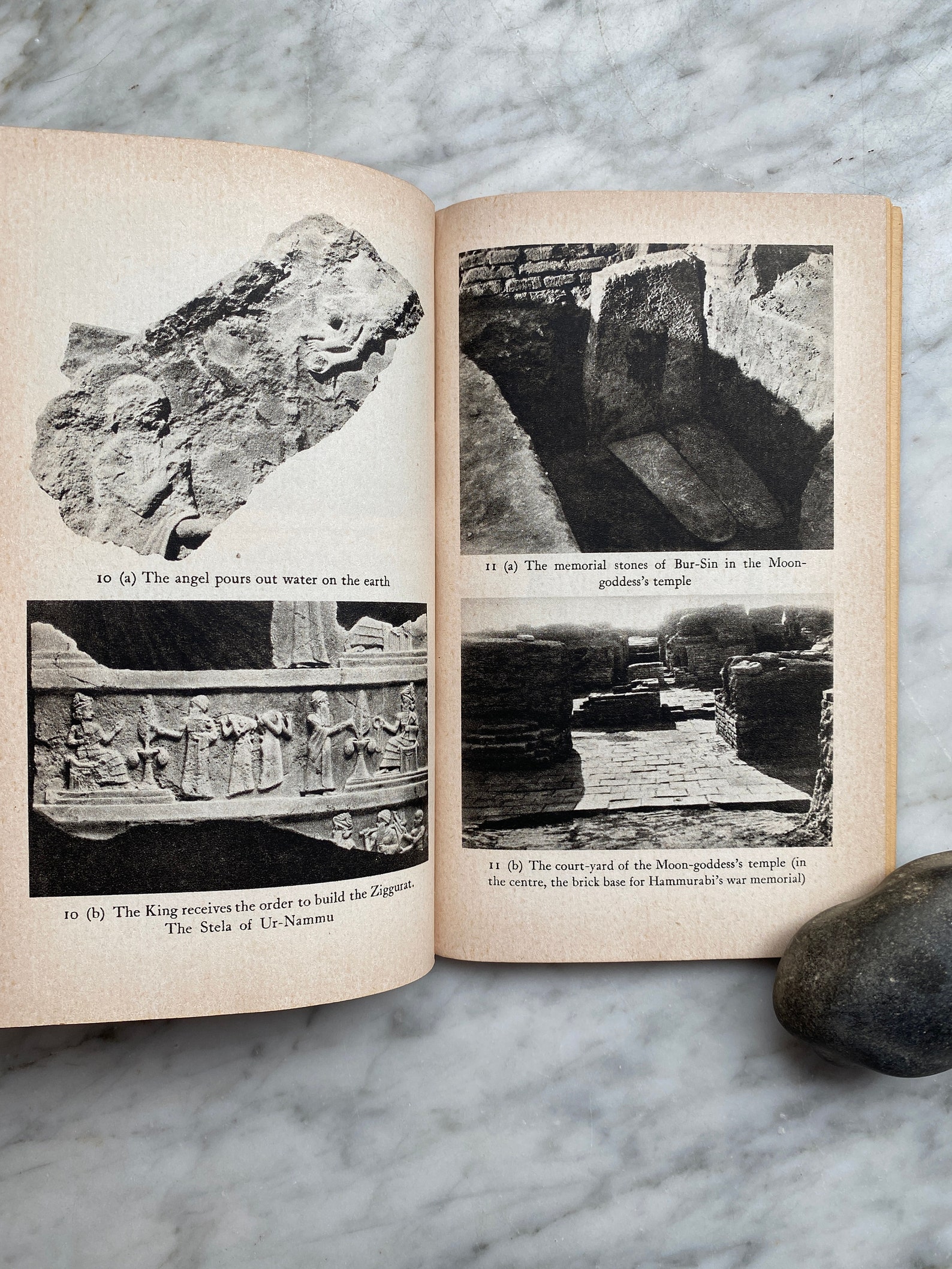 Ur of the Chaldees by Sir Leonard Woolley vintage Pelican | Etsy