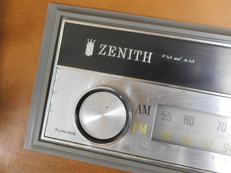 Mid Century 60s Zenith Radio Turntable Console Credenza AM FM Stereo ...