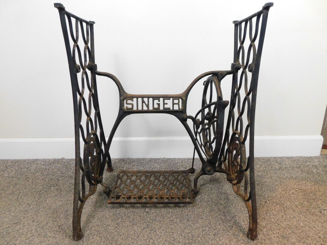 Antique Cast Iron 1917 Singer Treadle Sewing Machine Base Cast Iron ...