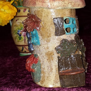 Keramik Häuschen,Keramik Hütte, Unikat, Deko, Windlicht im Garten, auf dem Balkon und der ...