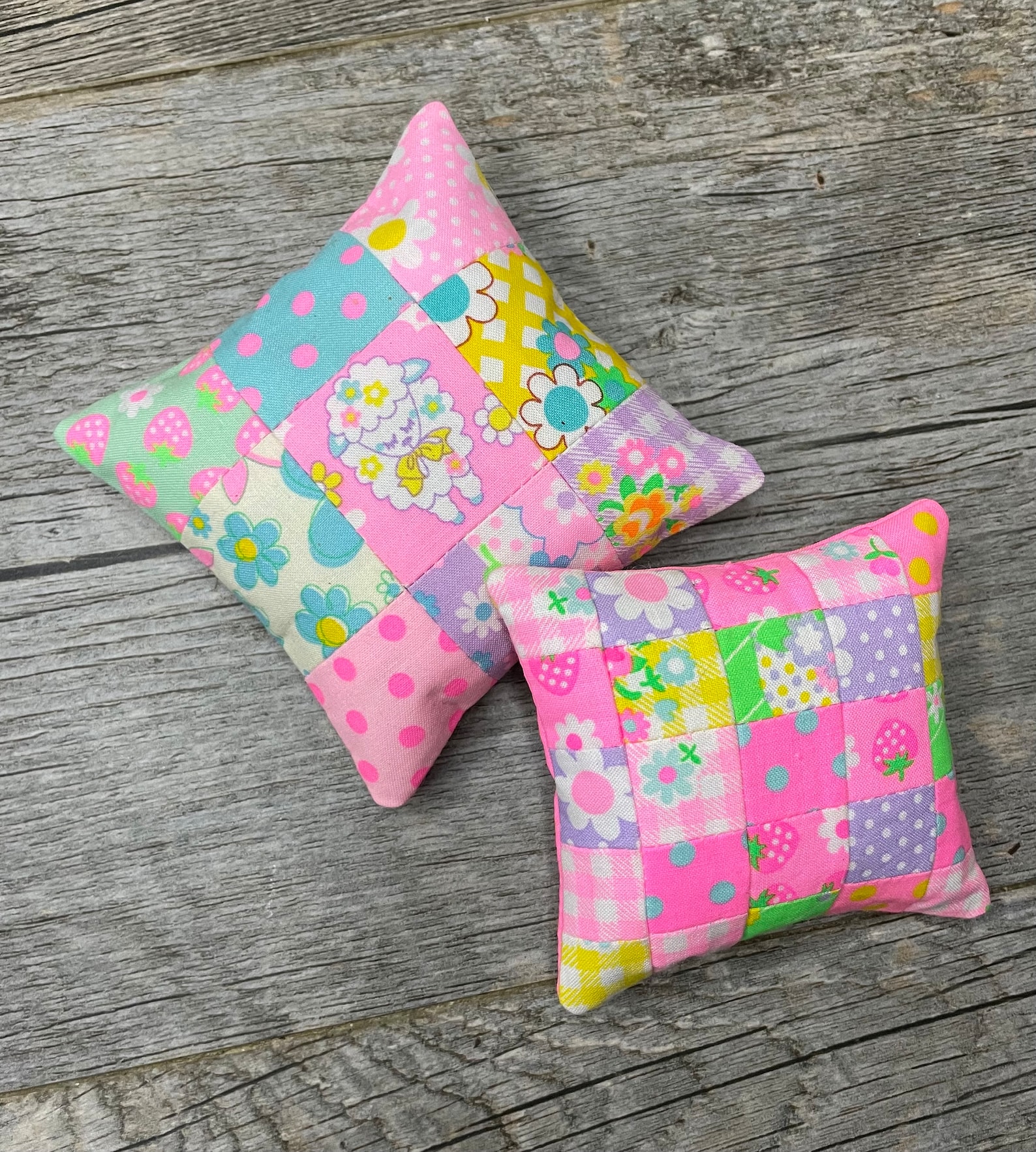 Square Patchwork Pincushion: Japanese Fabric, Walnut Shell Filling - Etsy