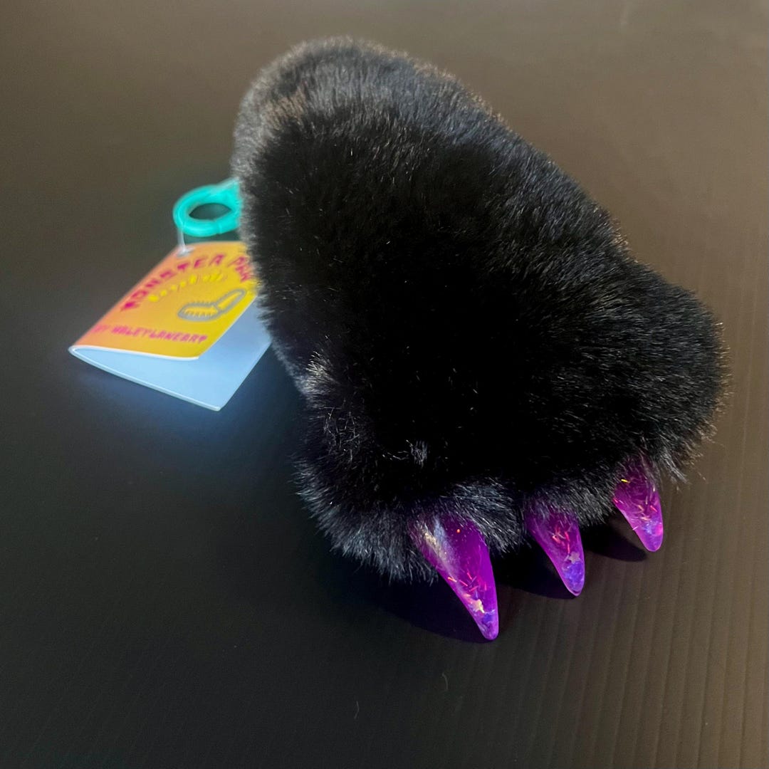 Monster Paw Keychain Furry Funny Keychain Faux Taxidermy Keychain Faux ...