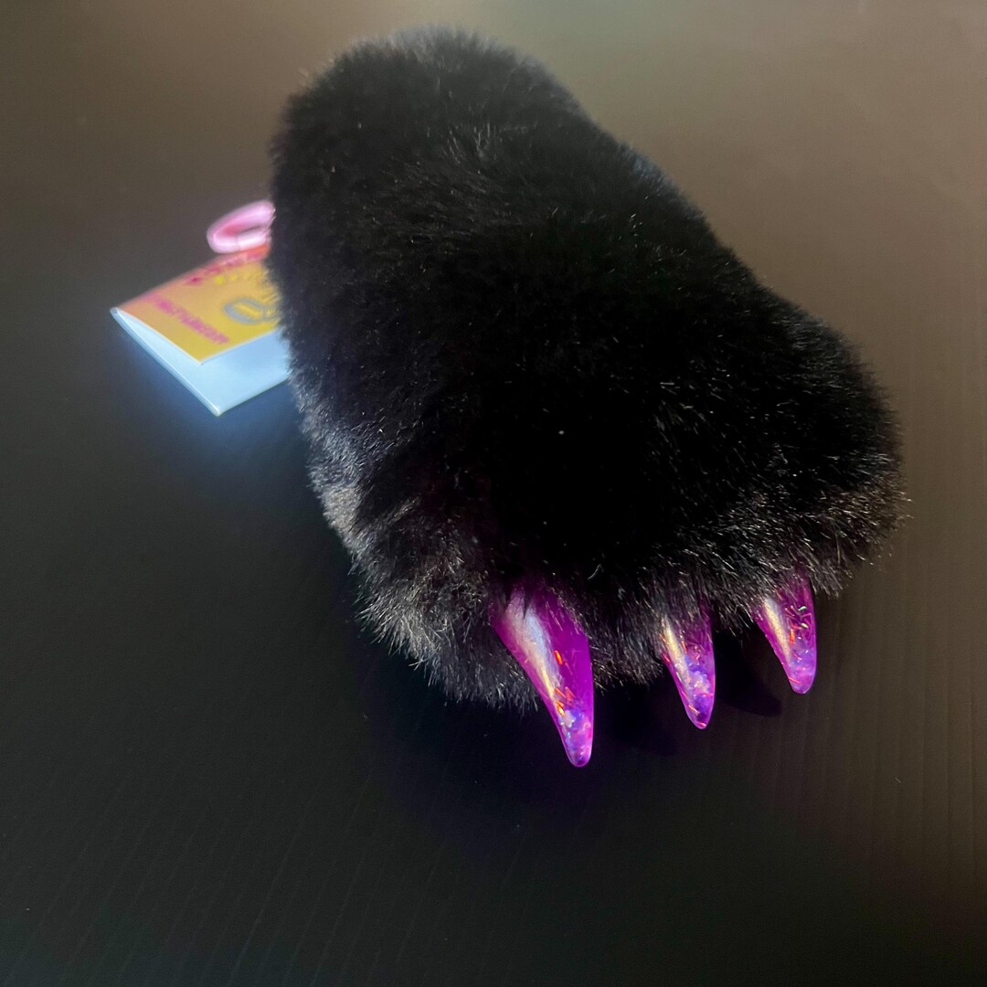 Monster Paw Keychain Furry Funny Keychain Faux Taxidermy Keychain Faux ...