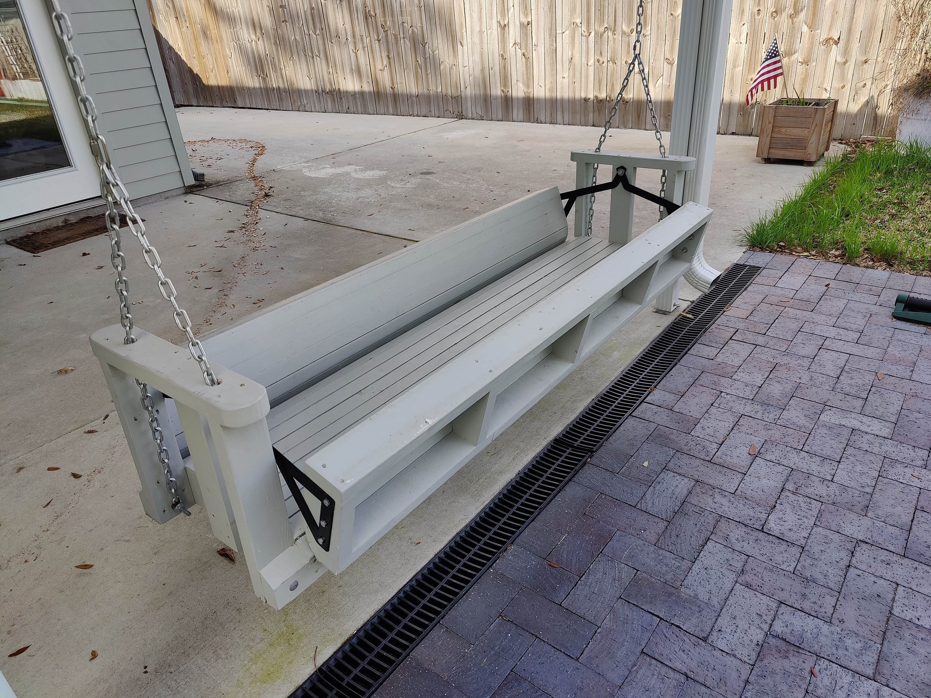 Reversible back porch swing store